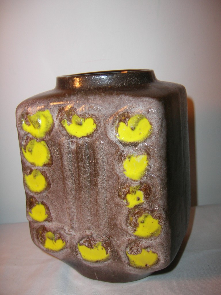 Strehla Keramik – Information, Gallery, Identification & Marks | Pots ...