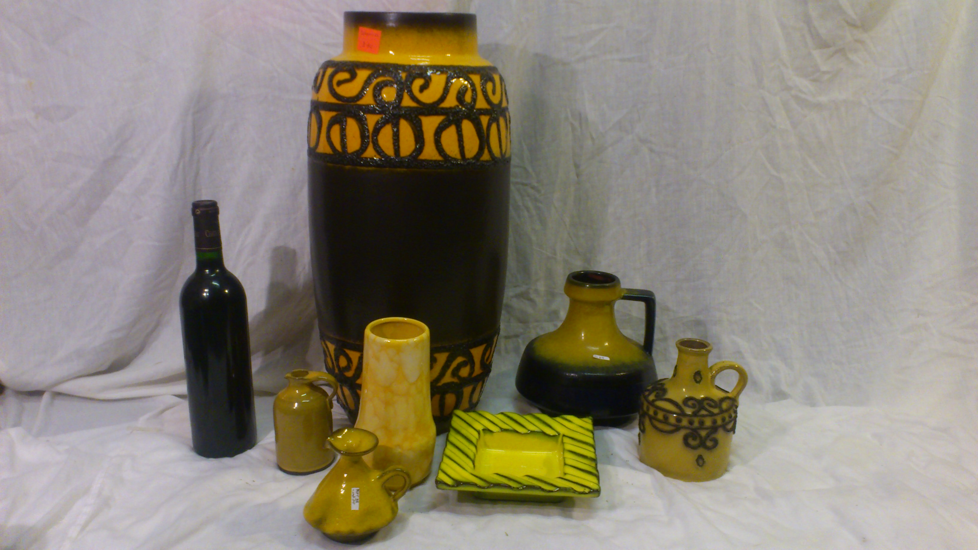 Yellow Fat Lava pottery | Pots And Pots